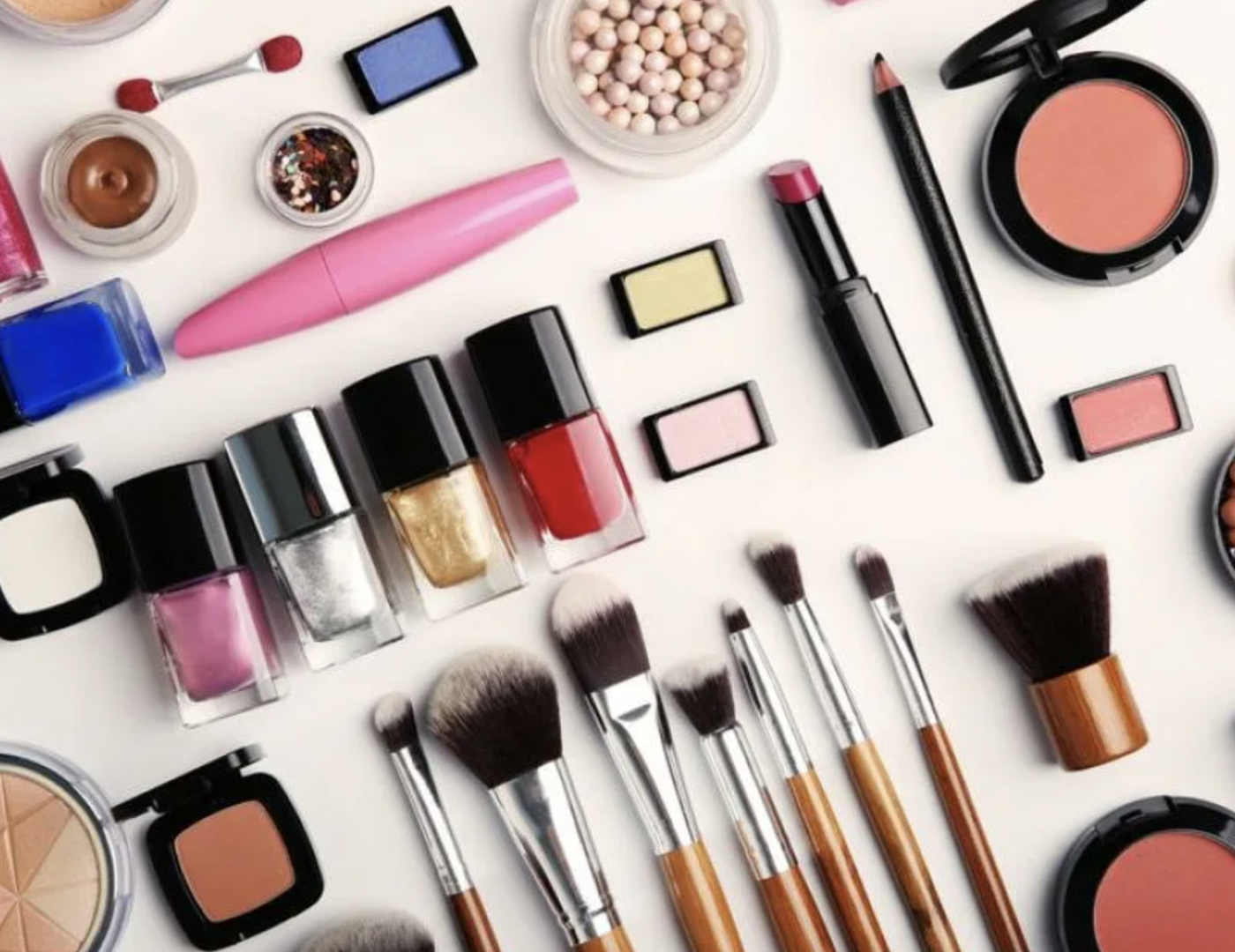 Красота как инвестиция: как собрать работающую косметичку и не переплатить | Intermoda.Ru ...