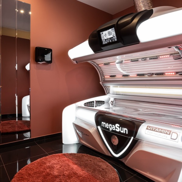 Коллариум: что это такое, и как загорать с пользой? Рассказывает сеть студий для загара Sun&City ...